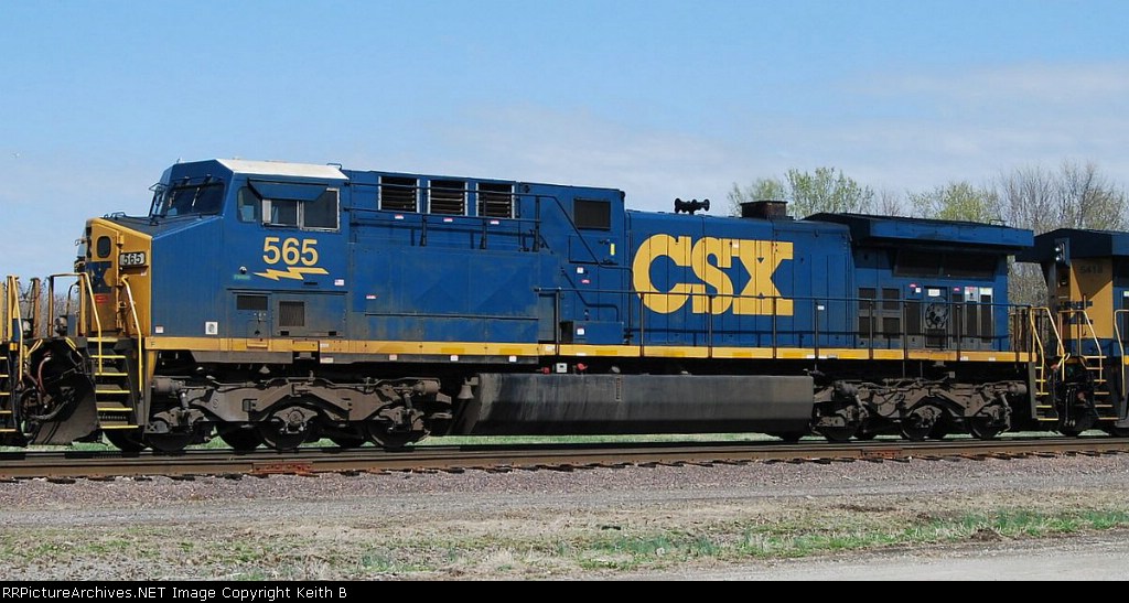 CSX 565